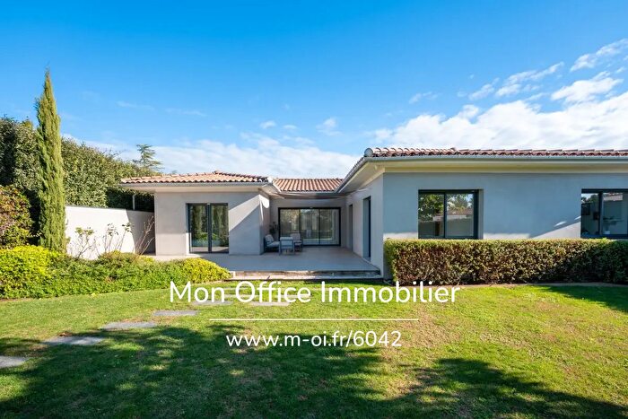 Maison à vendre - Éguilles - 6 pièces - 4 chambres