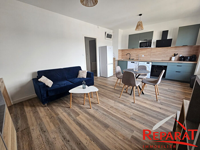 Brive-la-Gaillarde, Centre-ville, Pont Cardinal, Champanatier : Appartement 2 pièces à louer