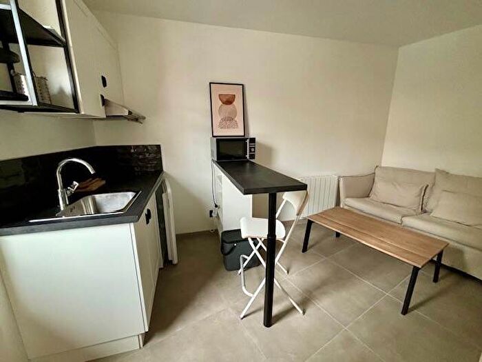 Appartement à louer - Aix-les-Bains - 2 pièces - 1 chambre