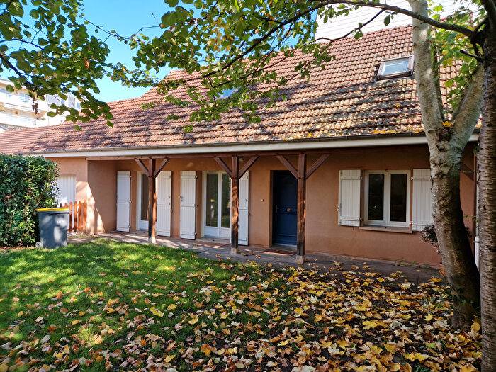 Maison à vendre - Autun, Centre-ville - 5 pièces - 4 chambres