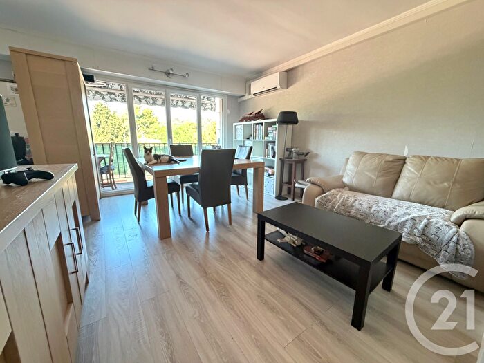 Marseille 13ème, Saint-Jérome : Appartement 4 pièces à louer