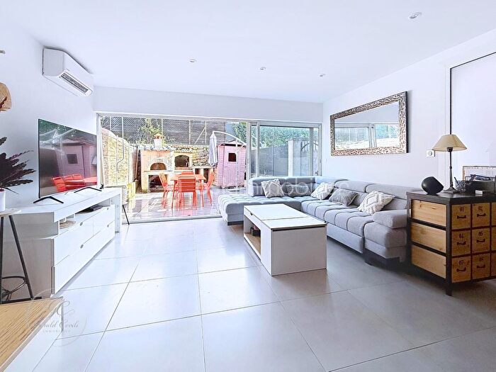 Maison à vendre - Grasse, Saint-Antoine, Aspres, Plascassier - 4 pièces - 3 chambres