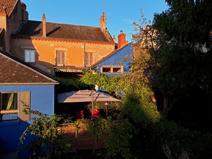 Maison 7 pièces à vendre à La Châtre