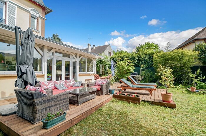 Maison 8 pièces à vendre à Enghien-les-Bains