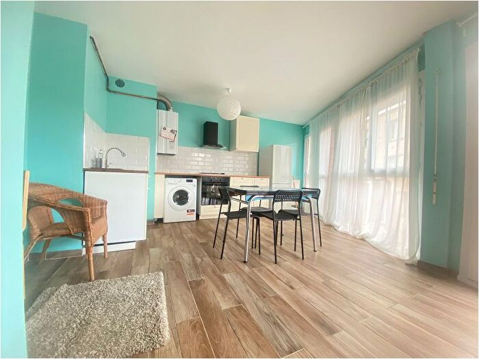 Appartement à louer - Toulouse, Busca, Jardin des plantes, Port Saint-Sauveur - 2 pièces - 1 chambre