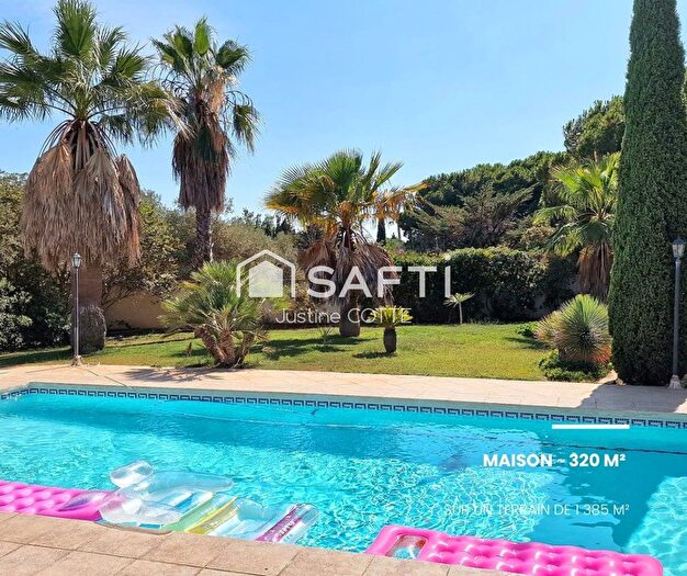 Maison à vendre - Agde, Le Grau dAgde - 7 pièces - 6 chambres