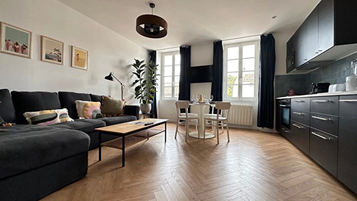 Appartement à vendre - La Rochelle, Centre-ville, Vieux-port, Marché - 2 pièces - 1 chambre