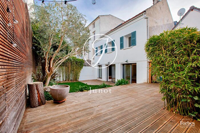 Rueil-Malmaison, Coeur de Ville - Maison 9 pièces à vendre