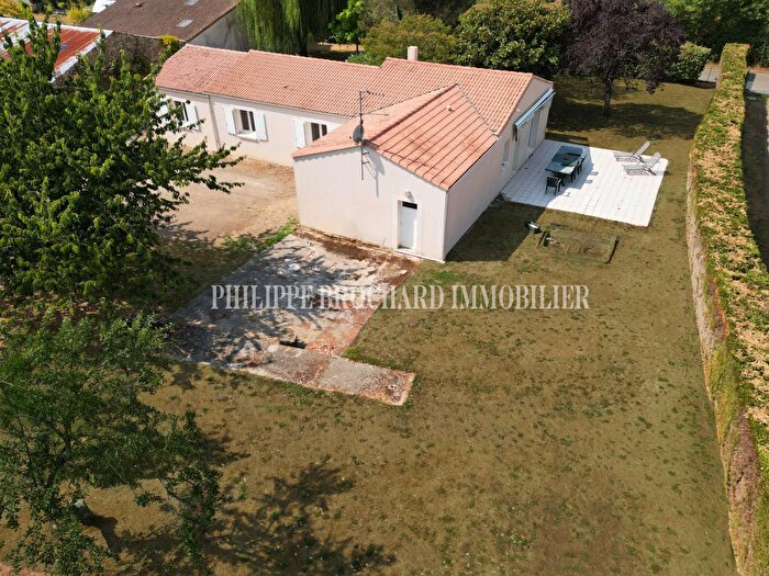 Maison 6 pièces à Mareuil-sur-Lay-Dissais, à vendre