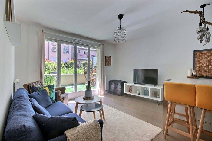 Appartement à louer - Colline, Puteaux - 2 pièces - 2 chambres