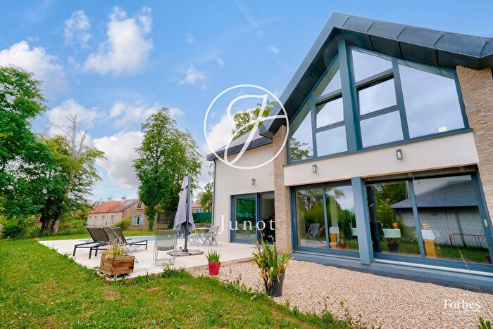 Maison 7 pièces à vendre - Crespières