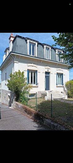 Maison à vendre - Montceau-les-Mines, Jean Bouveau, Bois Roullot - 8 pièces - 6 chambres