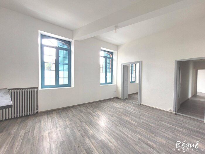 Appartement à louer - Centre Ville, Castanet-Tolosan - 3 pièces - 2 chambres