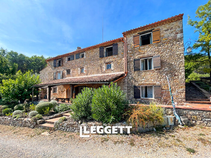 Maison à vendre - Seillans - 8 pièces - 5 chambres