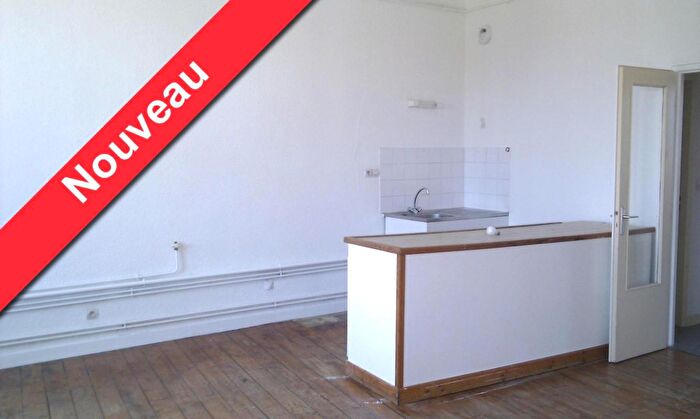 Appartement à louer - Chazelles-sur-Lyon - 3 pièces - 2 chambres