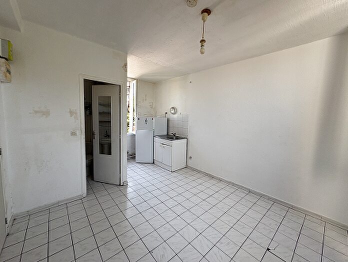 Appartement 1 pièce à Toulon, Valbourdin, à vendre