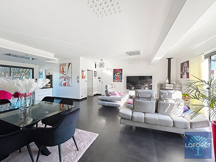 Maison à vendre - Belberaud - 6 pièces - 5 chambres