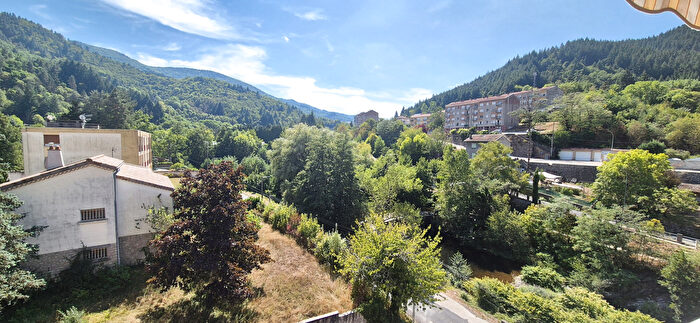 Appartement 5 pièces à vendre à Le Cheylard