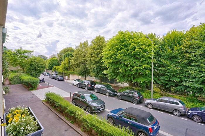 Appartement à louer - Beau Site-Pommerets-Binelles, Sèvres - 4 pièces - 3 chambres