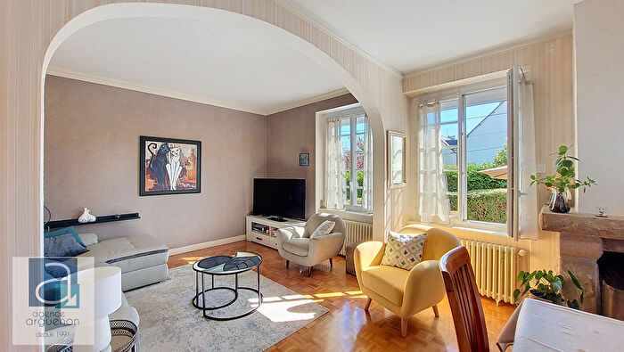 Maison 6 pièces à Lanvallay, à vendre