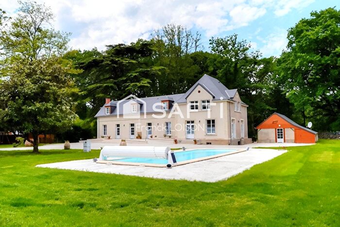 Maison à vendre - Château-la-Vallière - 9 pièces - 6 chambres