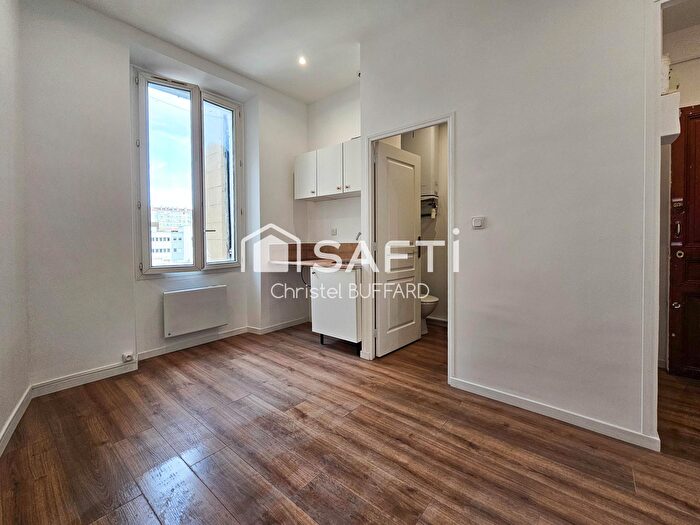 Appartement à vendre - Marseille e , Belle de Mai - 1 pièce