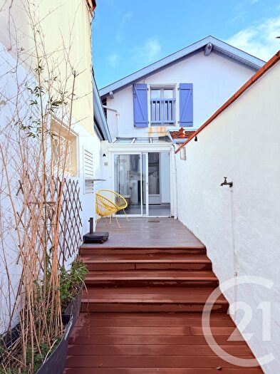 Maison à louer - Biarritz, Milady, Colline, Beaurivage - 3 pièces - 3 chambres