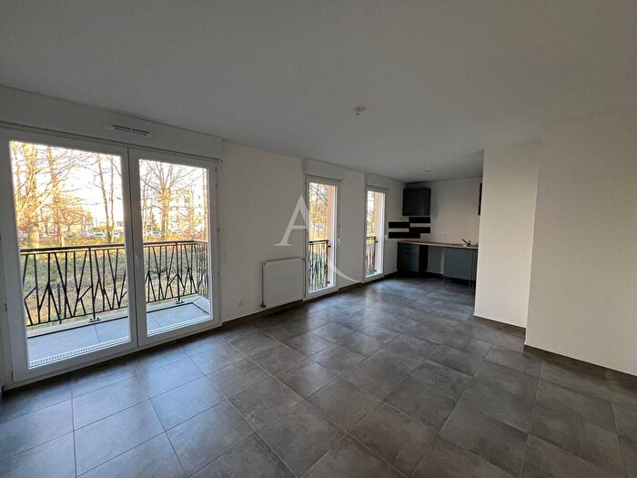 Appartement à louer - Ozoir la Ferriere - 3 pièces - 2 chambres