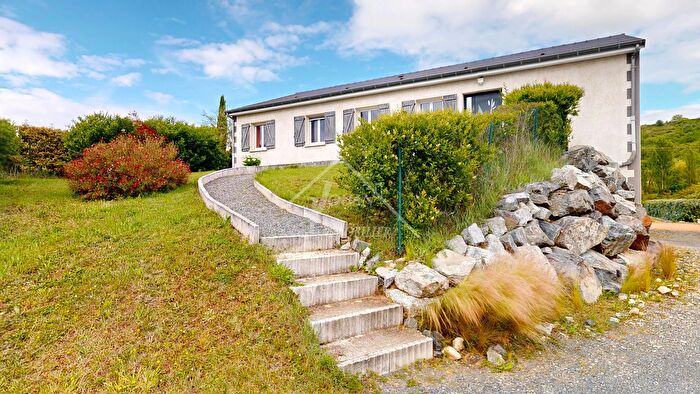 Maison 7 pièces à Abrest, à vendre