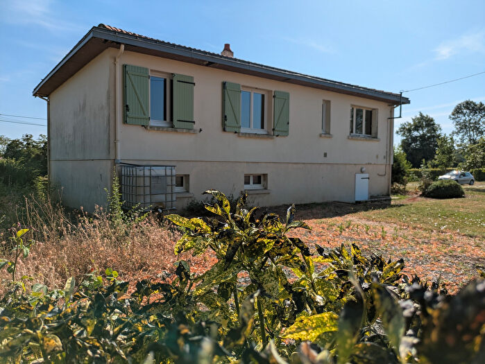 Chantonnay - Maison 6 pièces à vendre