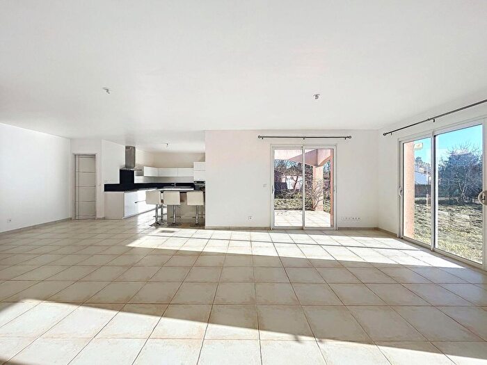 Maison à vendre - Le Luc - 4 pièces - 3 chambres