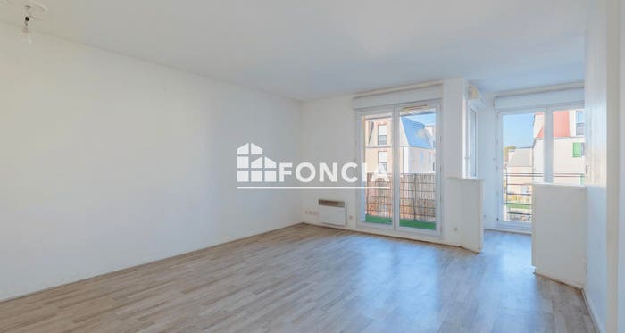 Chelles, Gambetta, Tournelles, Château Gaillard : Appartement 3 pièces à vendre