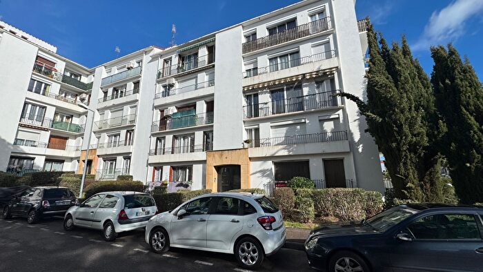 Appartement à vendre - Perpignan, Moulin-à-Vent, Vertefeuille - 3 pièces - 2 chambres