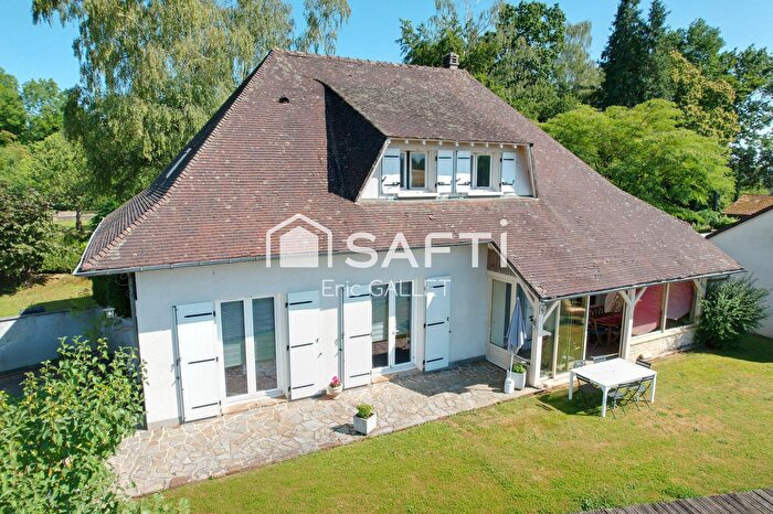 Maison 7 pièces à Lubersac, à vendre