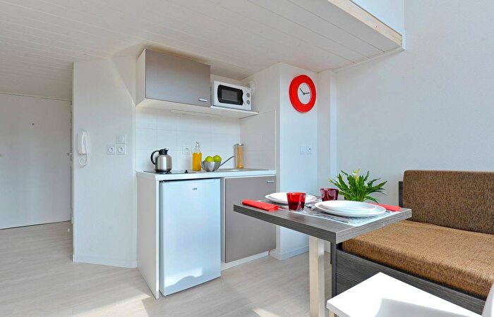 Appartement à louer - Girondins, Lyon ème arrondissement - 1 pièce