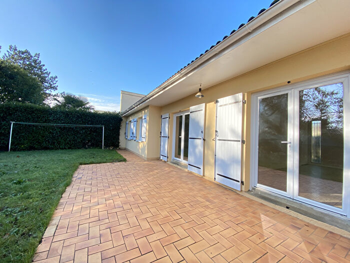 Maison à vendre - Poitiers, Ouest - 4 pièces - 3 chambres