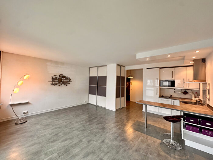 Appartement à vendre - Courbevoie, Faubourg de lArche - 1 pièce