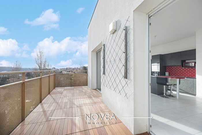 Appartement à vendre - Lyon e  - 3 pièces - 2 chambres