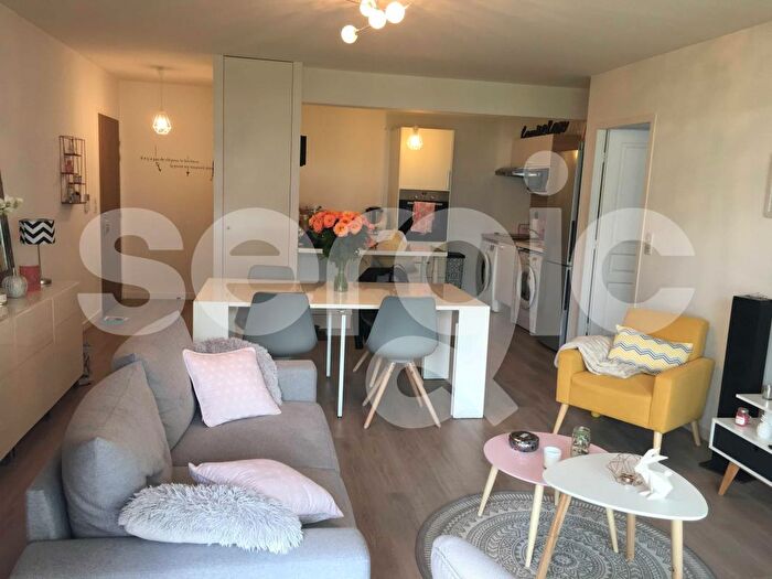 Appartement à louer - Reims, Barbâtre - 2 pièces - 1 chambre