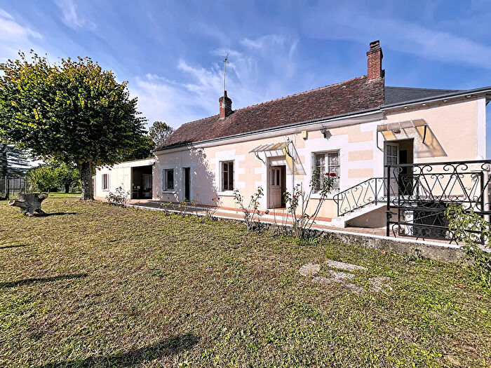 Maison à vendre - Pocé-sur-Cisse - 5 pièces - 3 chambres