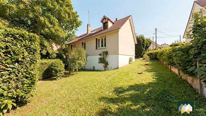 Maison 5 pièces à Champhol, à vendre