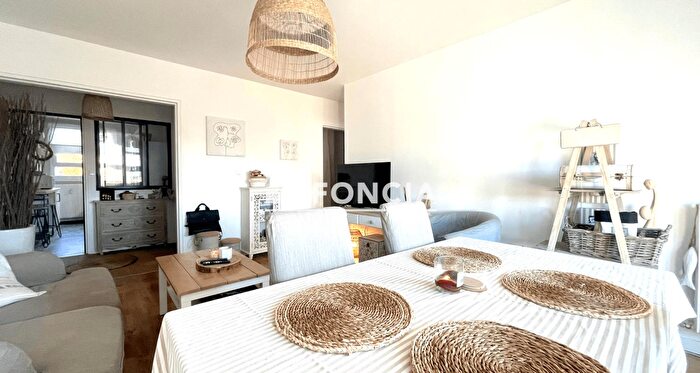 Appartement à vendre - Vernouillet - 5 pièces - 4 chambres