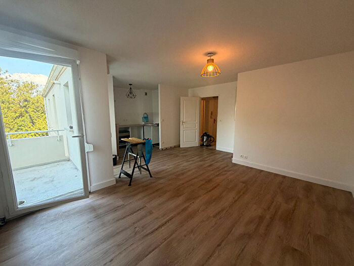 Challans, Saint Dominique, Route des Sables d'Olonne : Appartement 2 pièces à louer