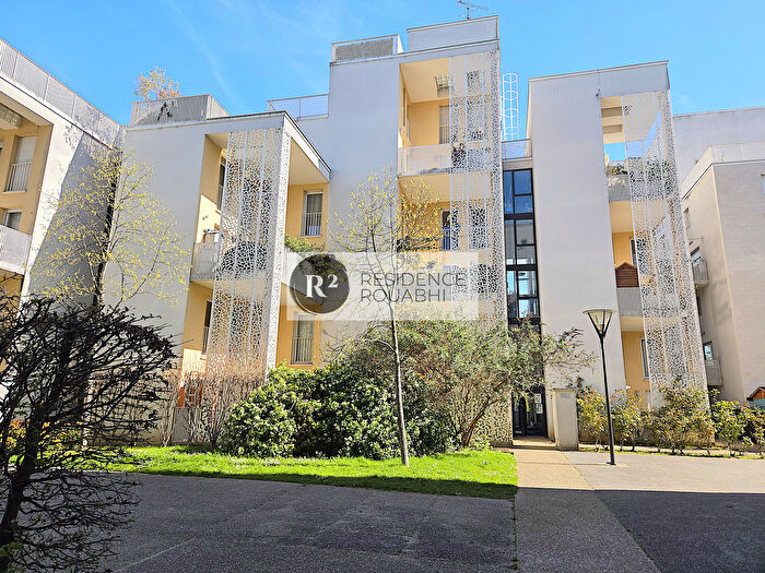 Appartement 4 pièces à Gennevilliers, Chandon, Brenu, à louer