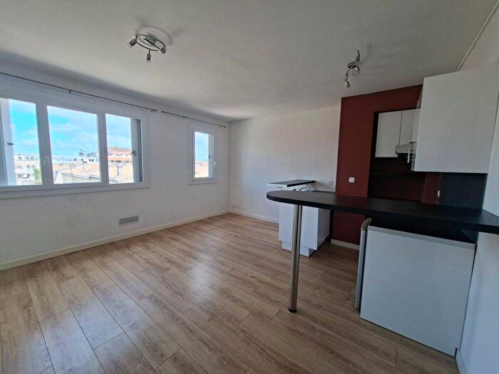 Appartement 2 pièces à louer à Jardin Public, Bordeaux