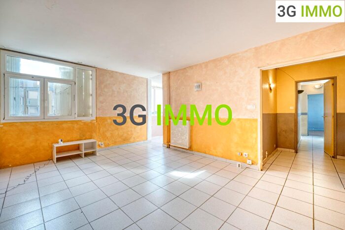 Appartement 4 pièces à vendre à Orange, Centre-ville