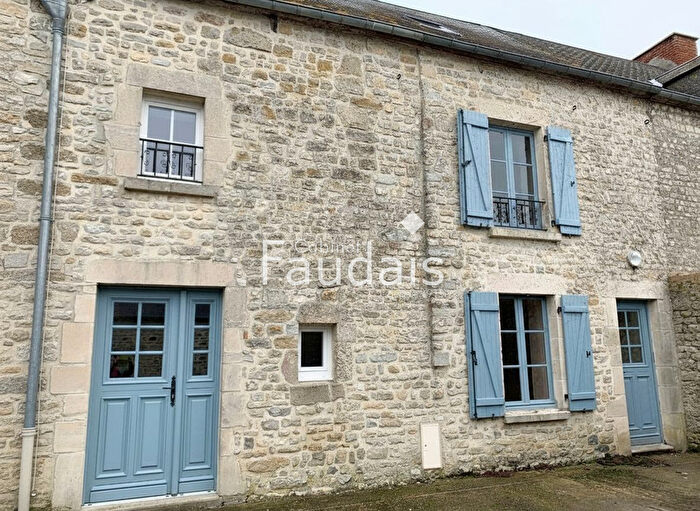 Maison à louer - Liesville-sur-Douve - 5 pièces - 4 chambres