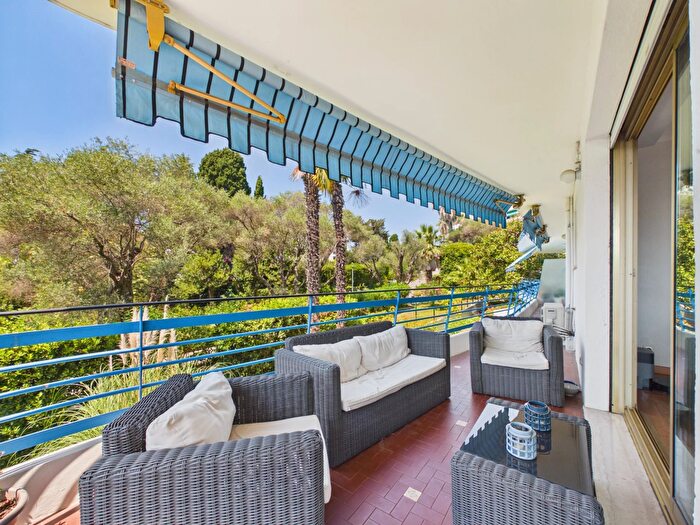 Appartement 4 pièces à Antibes, Antibes-les-Pins, Trianon, Le Fournel, Peyregoue, à vendre