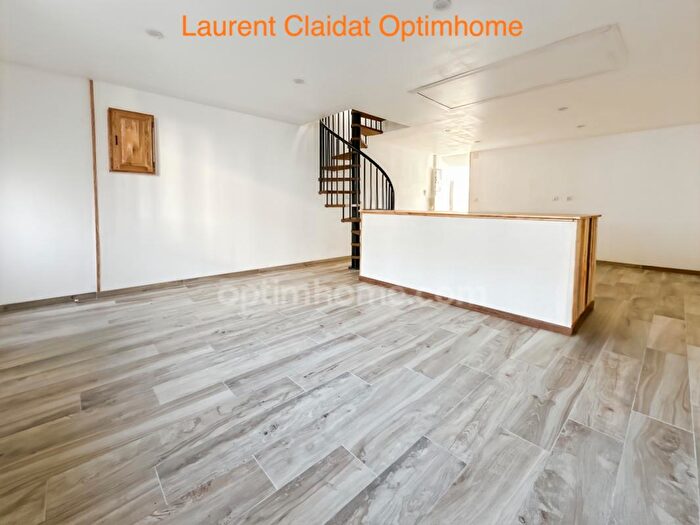 Neuville-Saint-Amand - Maison 4 pièces à vendre