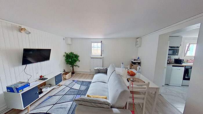 Appartement à louer - Villeneuve-Saint-Georges, Triage - 3 pièces - 2 chambres